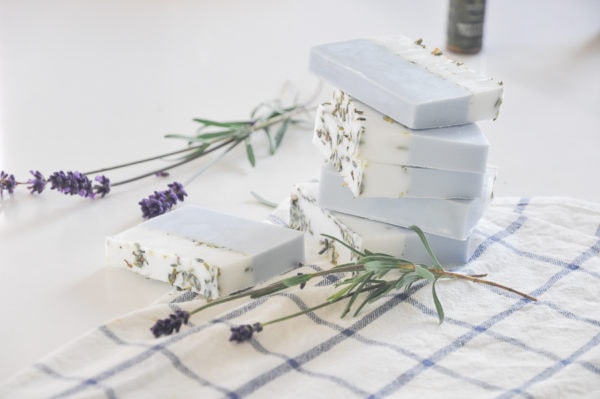 DIY wedding favors under $1 | This handmade lavender soap will wow your ...
