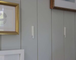 3 Ways to Update Picture Frames to Instantly Modernize it - Hydrangea ...